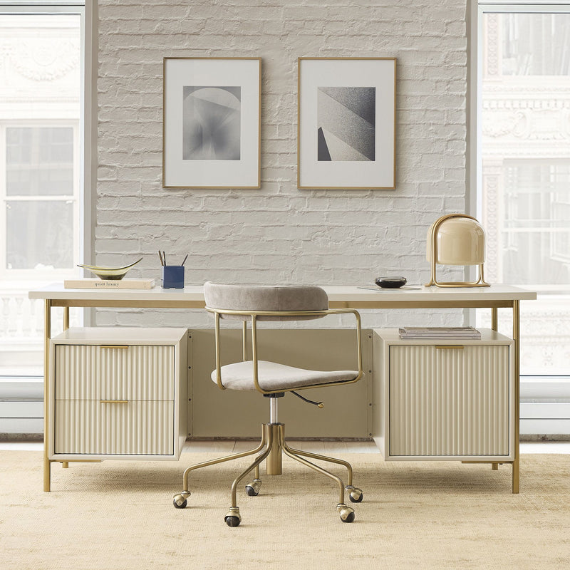 QUINN EXECUTIVE DESK